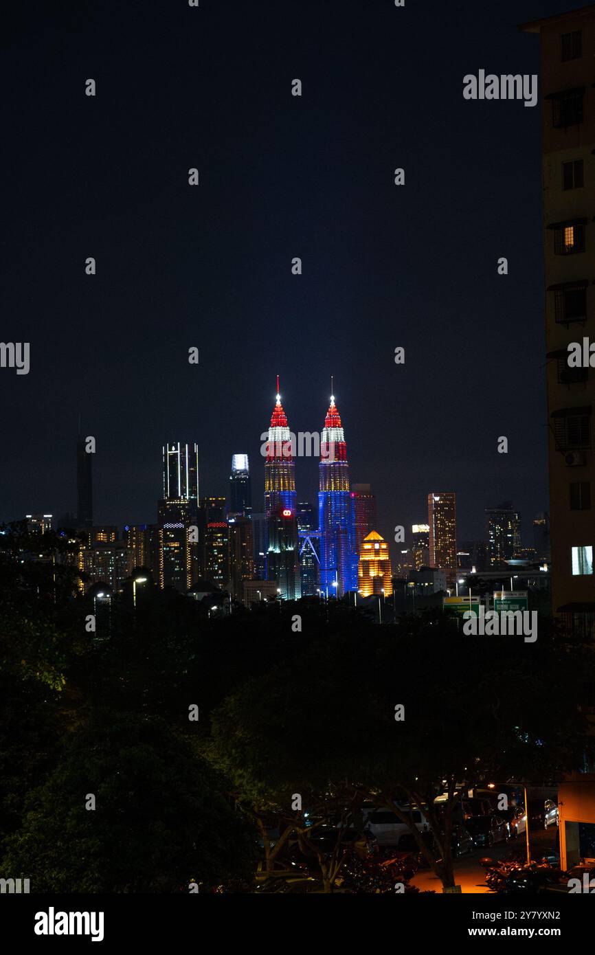 Night View of Petronas twin tower or KLCC with Malaysian light Stock ...