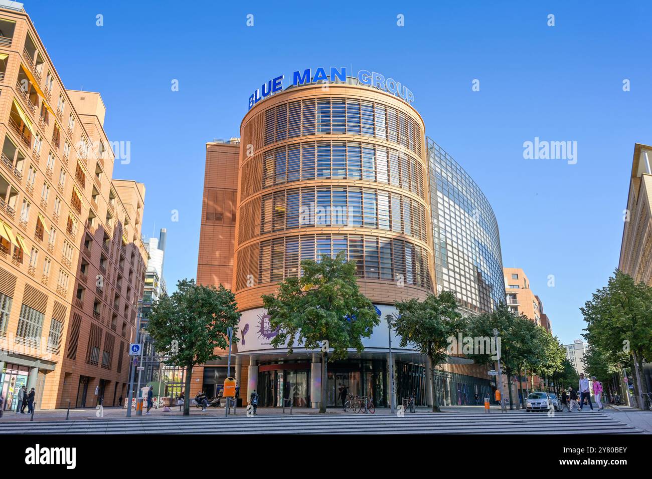 Bühne der Blue Man Group, Marlene-Dietrich-Platz, Potsdamer Platz ...