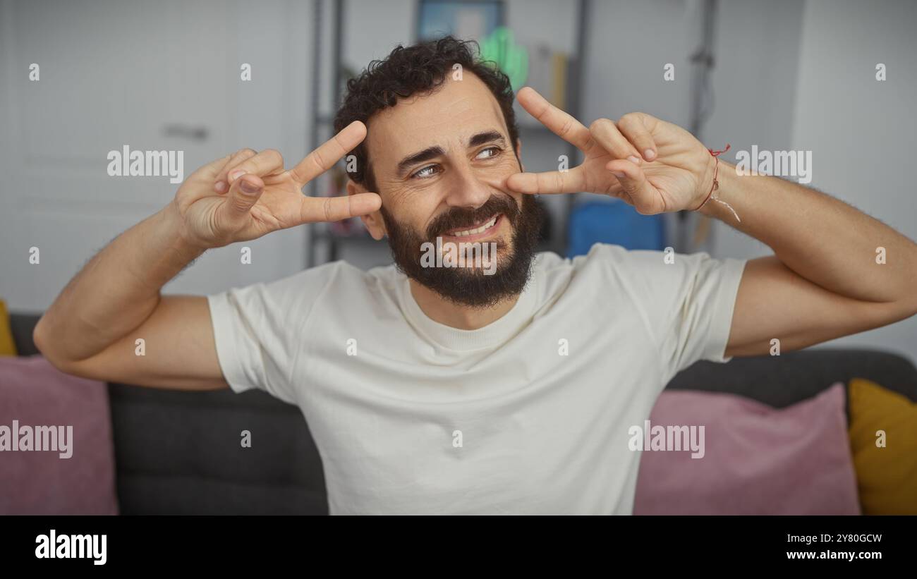 Man making peace sign hi-res stock photography and images - Alamy