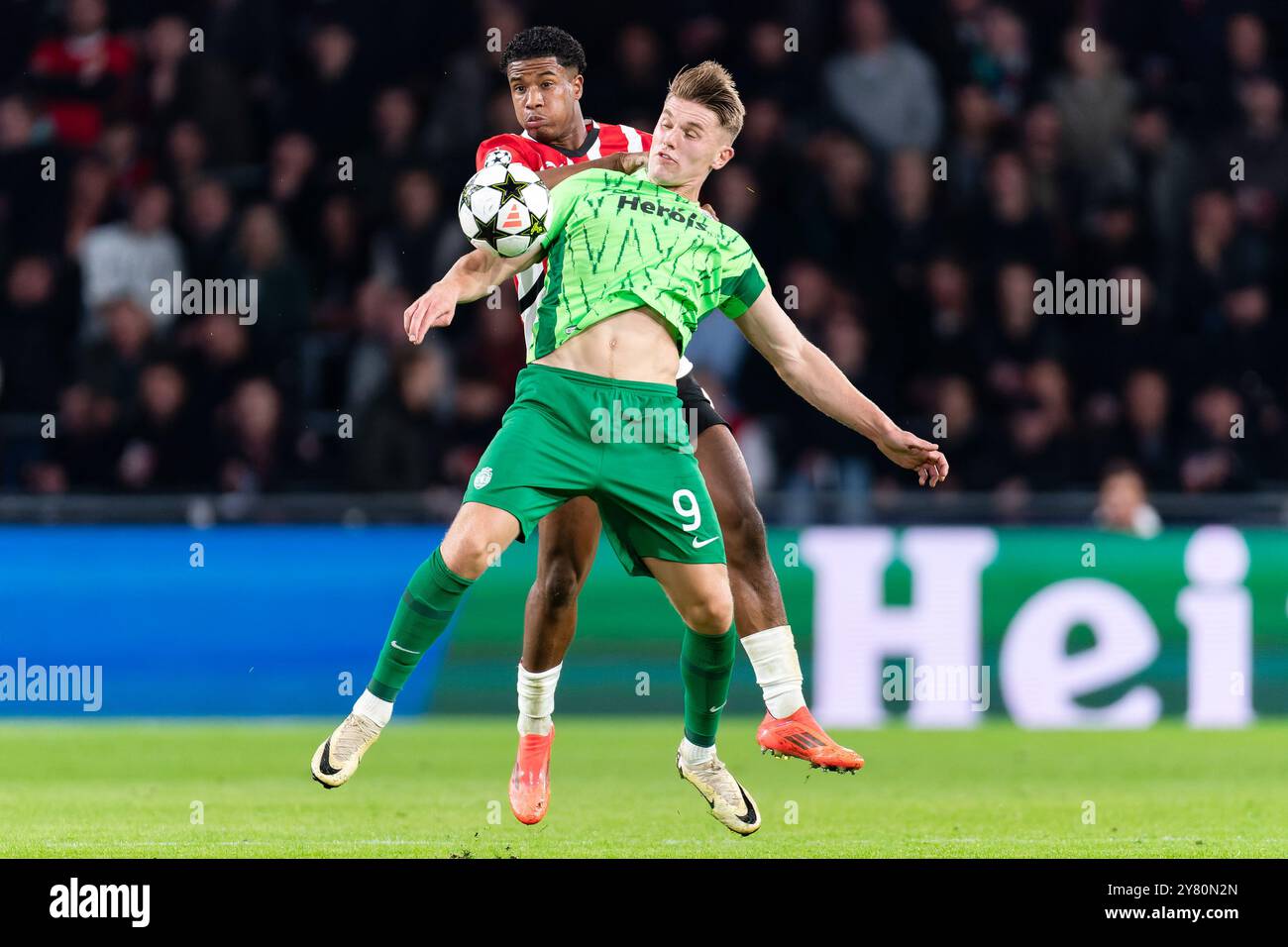 Ryan Flamingo of PSV and Viktor Gyokeres of Sporting Clube de Portugal ...
