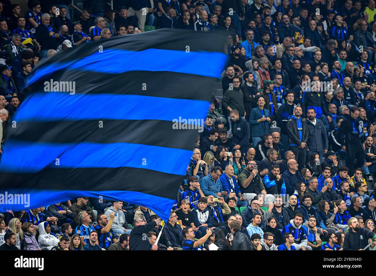 Inter milan flags san siro hi-res stock photography and images - Alamy