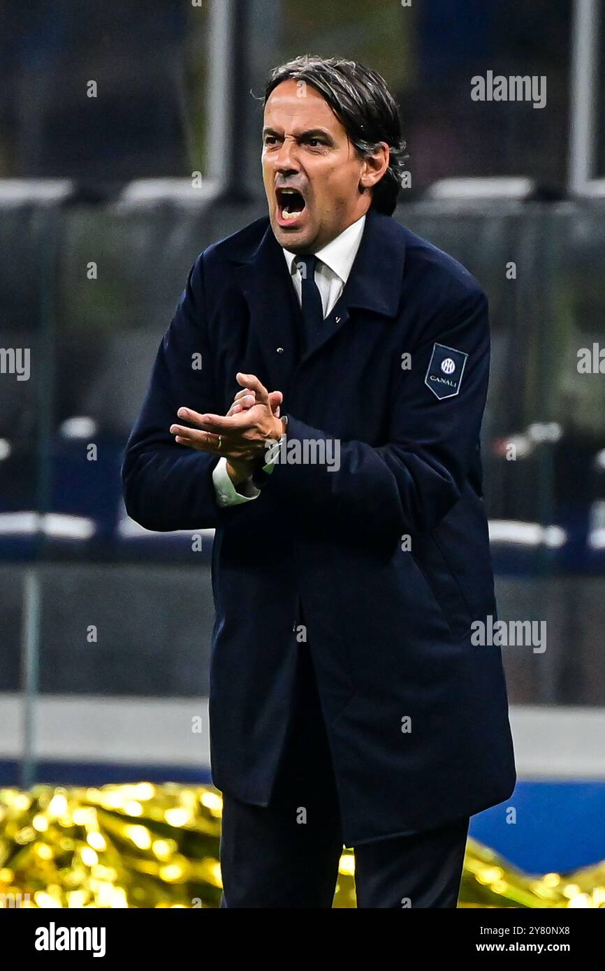 Italian coach hi-res stock photography and images - Alamy