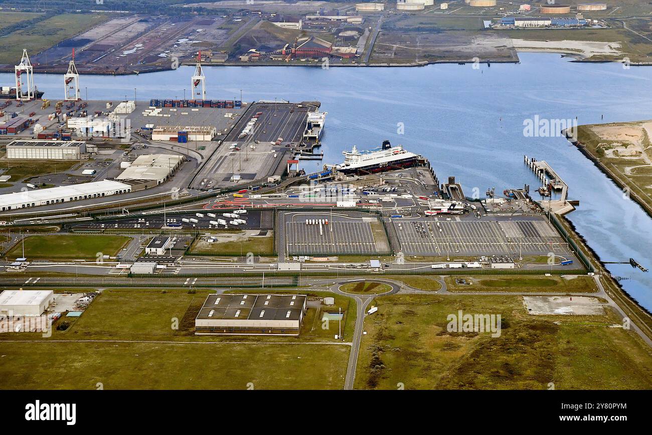 Dunkirk (Dunkerque), northern France: aerial view of the DFDS ferry ...