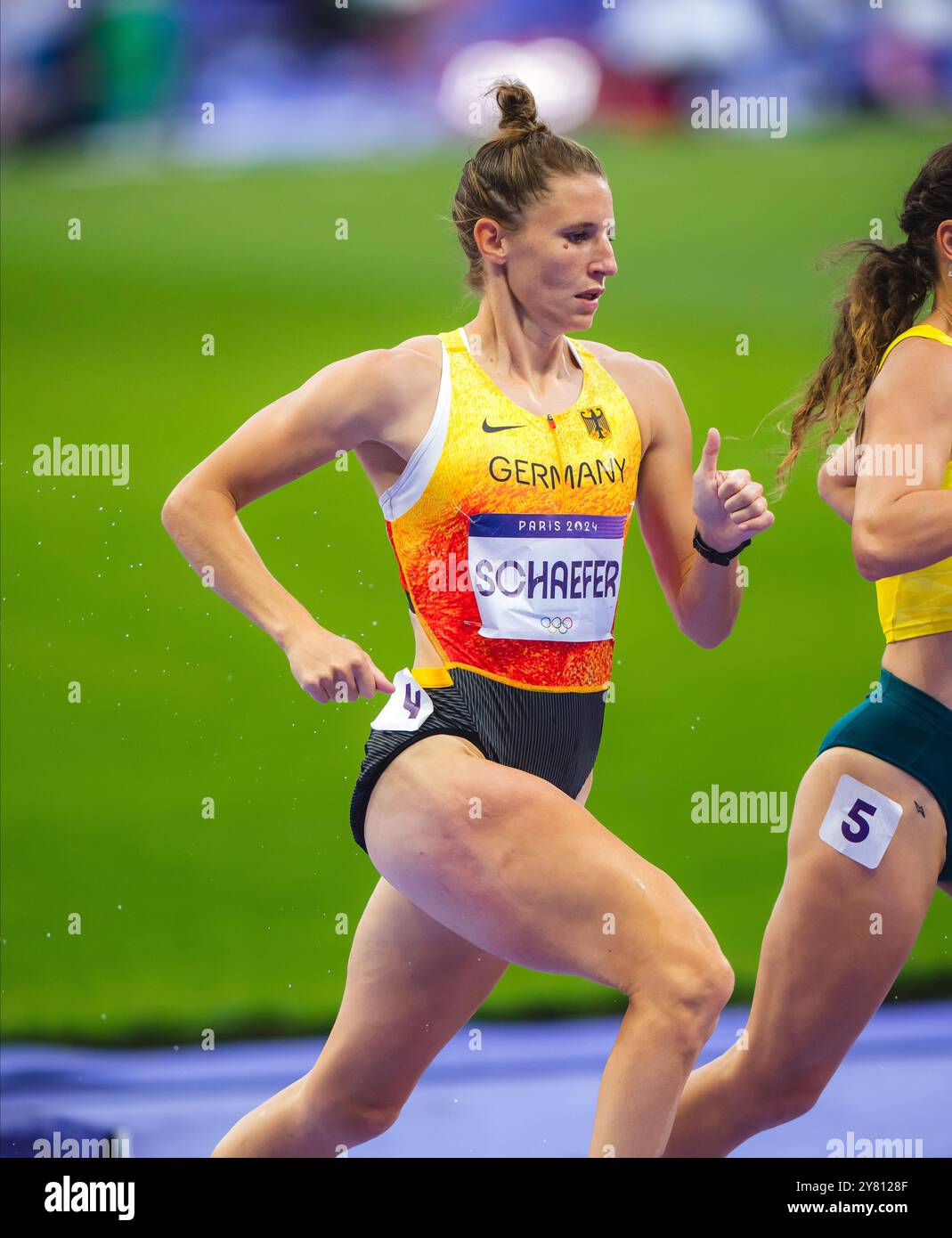 Carolin SCHÄFER participating in the 800 m at the Paris 2024 Olympic ...