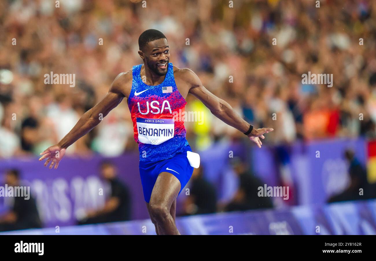 Rai Benjamin winning in the 400 meters hurdles at the Paris 2024 ...