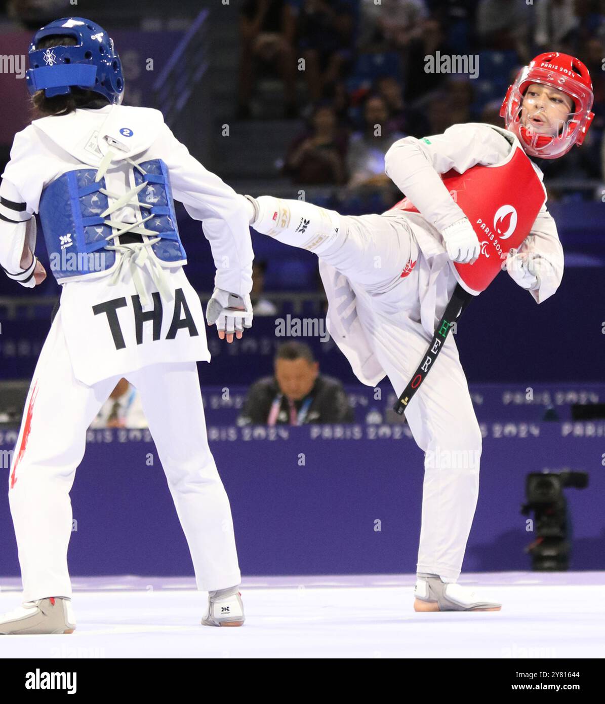 Khwansuda PHUANGKITCHA of Thailand (blue) wins the bronze medal vs ...