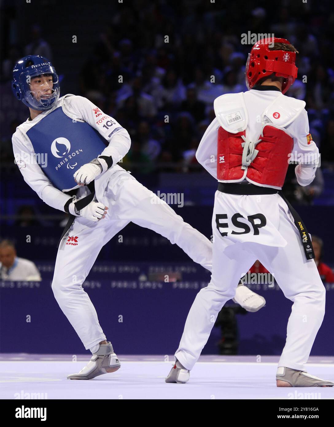 XIAO Xiang Wen of Chinese Taipei (blue) wins bronze vs Joel MARTIN ...