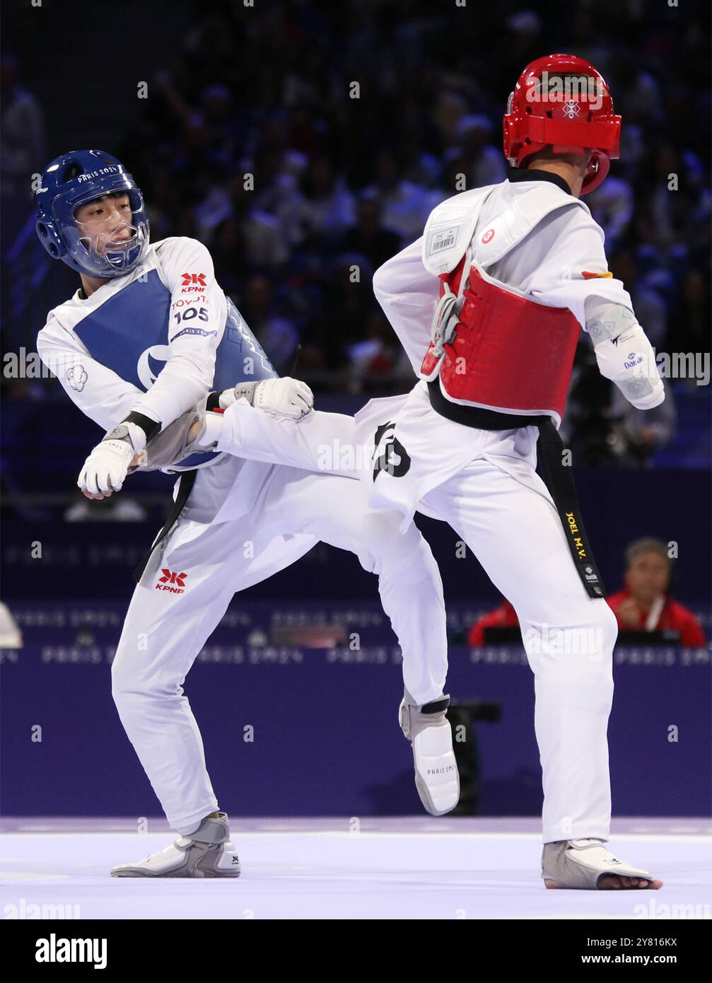 XIAO Xiang Wen of Chinese Taipei (blue) wins bronze vs Joel MARTIN ...