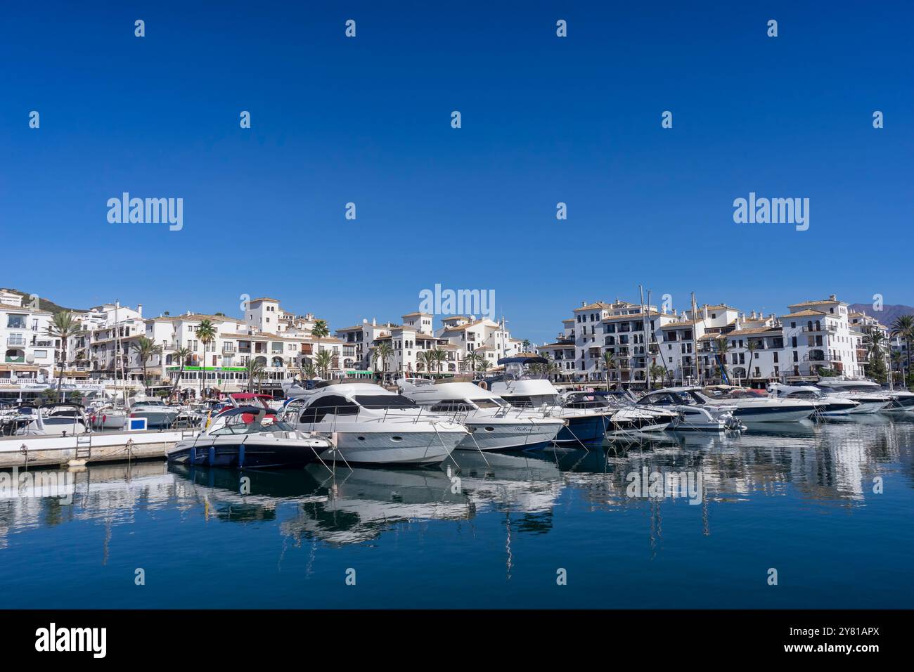 Port duquesa costa del sol hi-res stock photography and images - Alamy