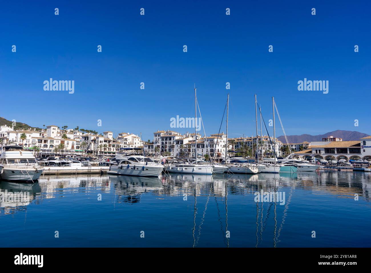 Port duquesa costa del sol hi-res stock photography and images - Alamy
