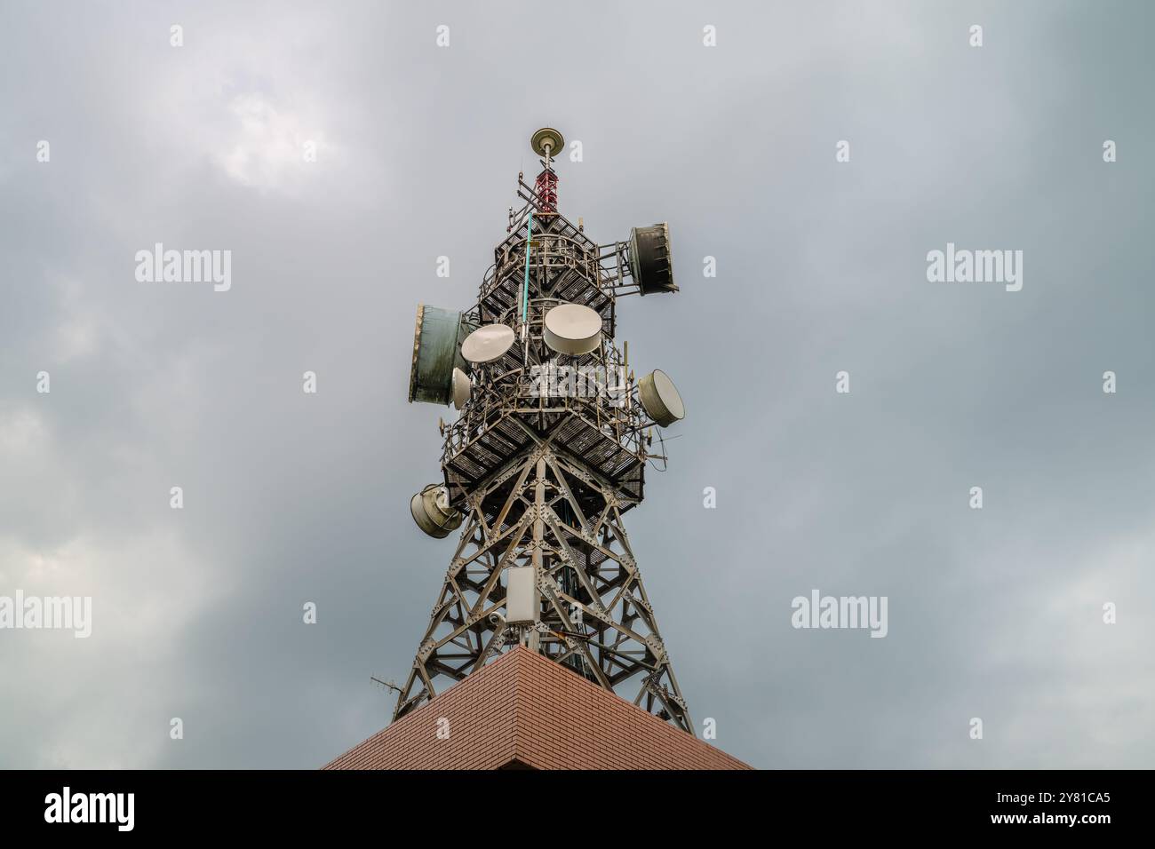 Tall telecommunications tower stands hi-res stock photography and images - Alamy