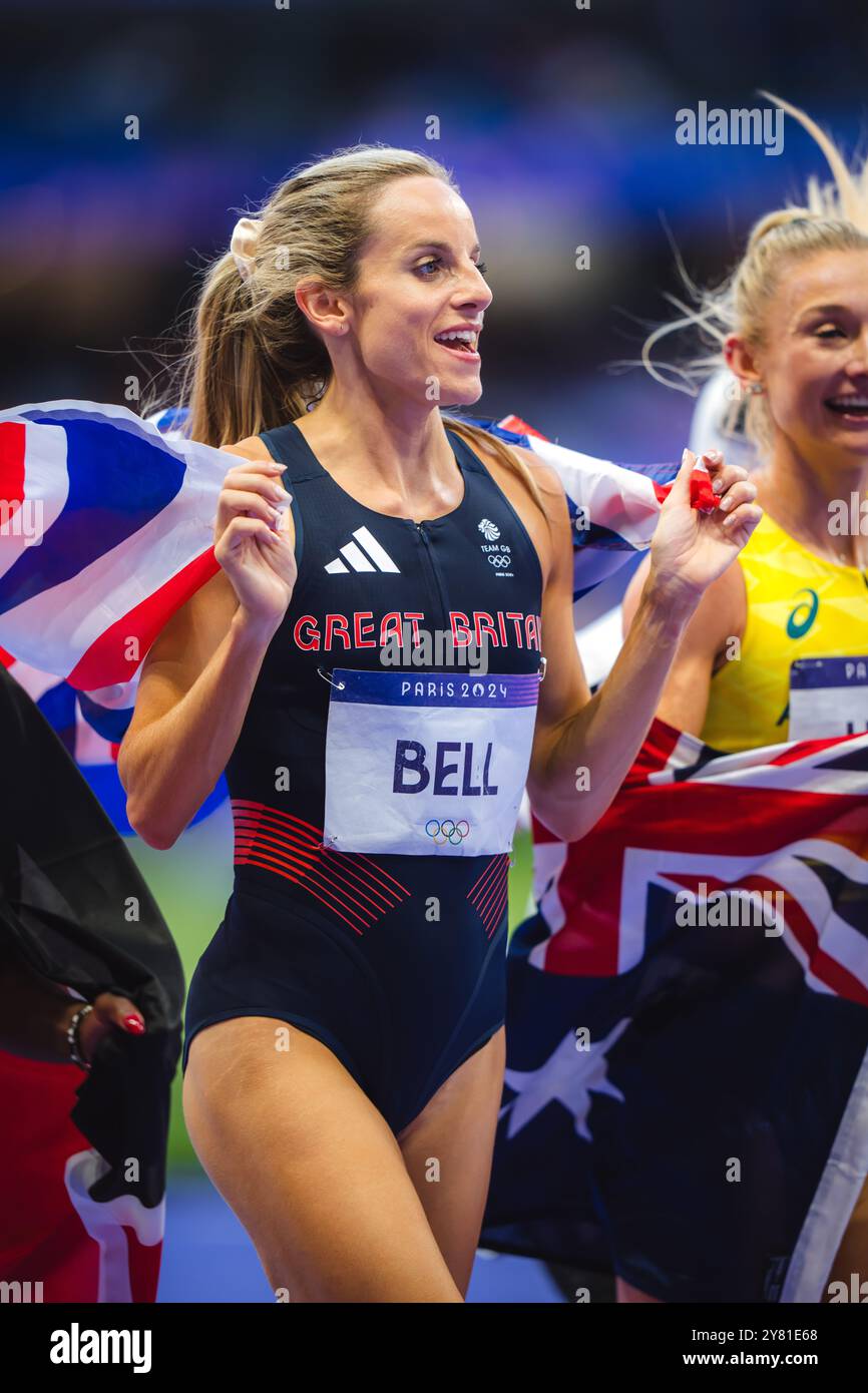 Georgia Bell celebrating with her country's flag in the 1500 meters at ...