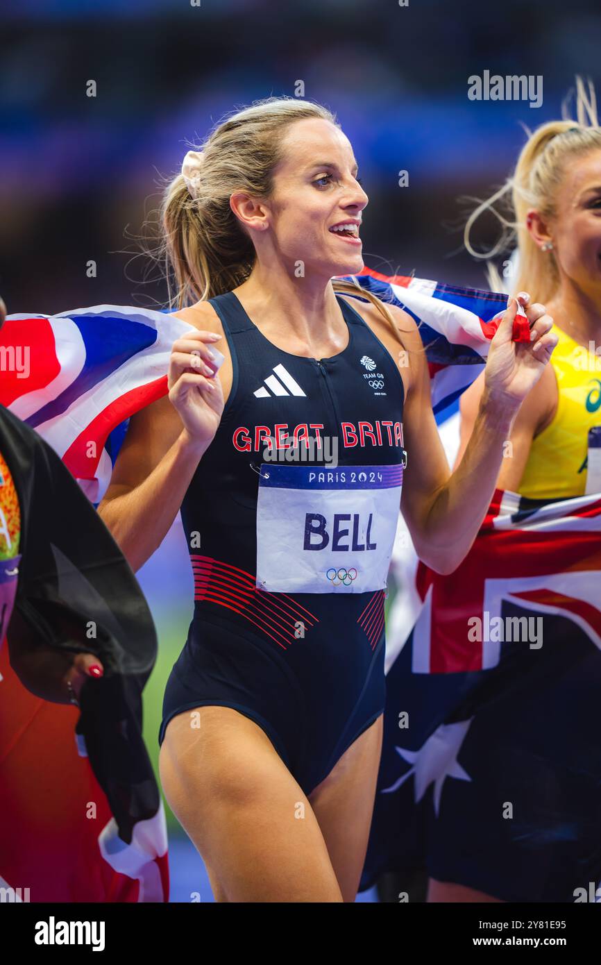 Georgia Bell celebrating with her country's flag in the 1500 meters at ...