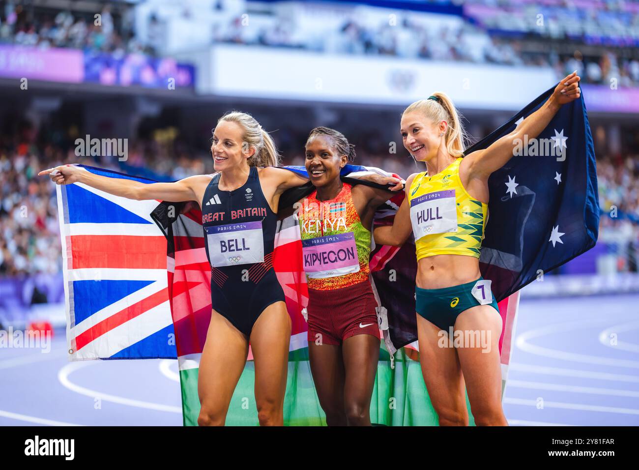 Georgia Bell,Jessica Hull and Faith Kipyegon celebrating with her ...
