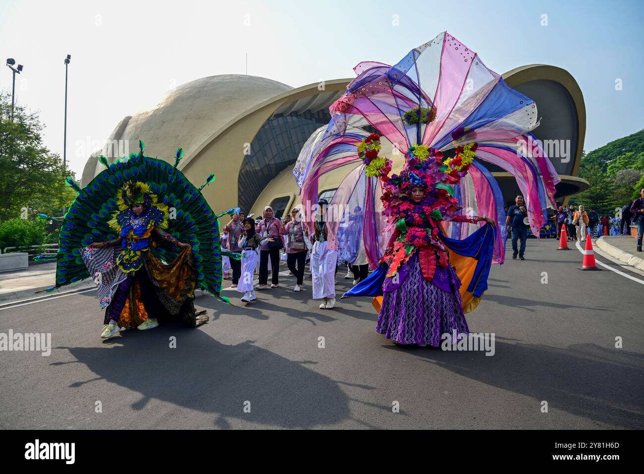 Jakarta, Indonesia. 2nd Oct, 2024. Artists participate in the National ...