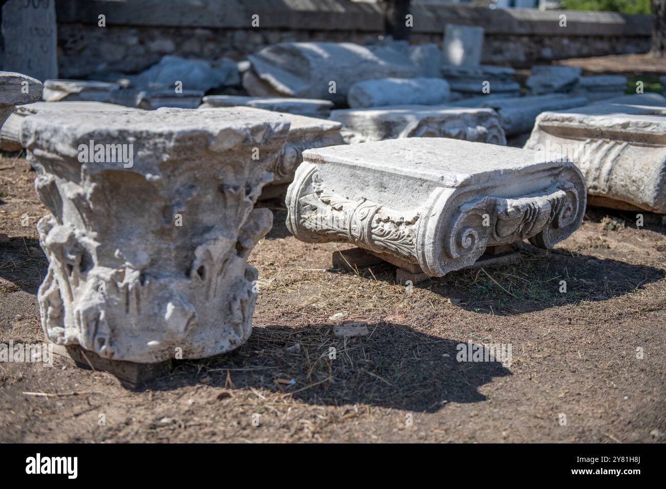 The spectacular stone columns of Hadrians Arch and Temple of Zeus overlooked by the Acropolis ...