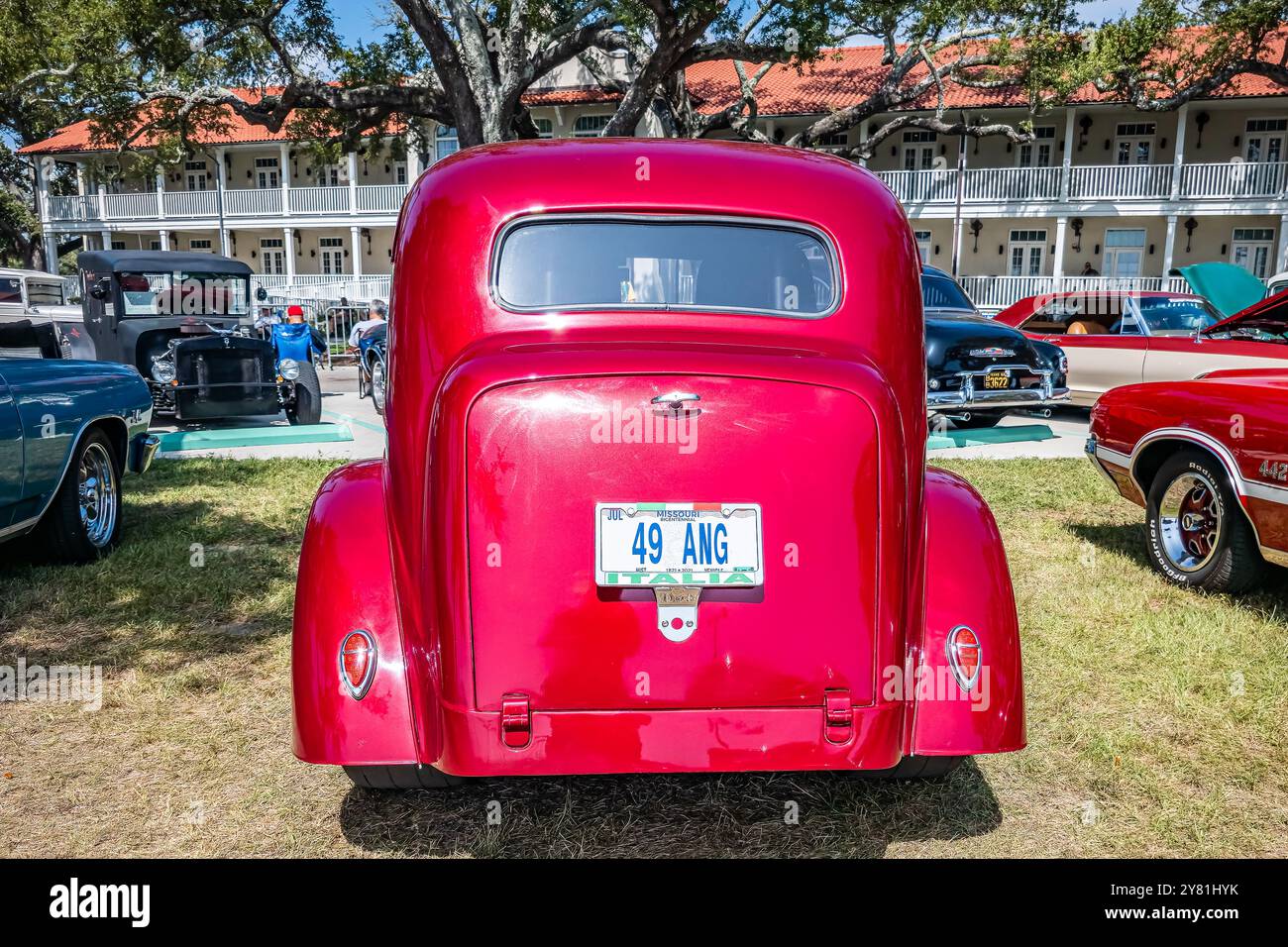 1948 ford anglia hi-res stock photography and images - Alamy