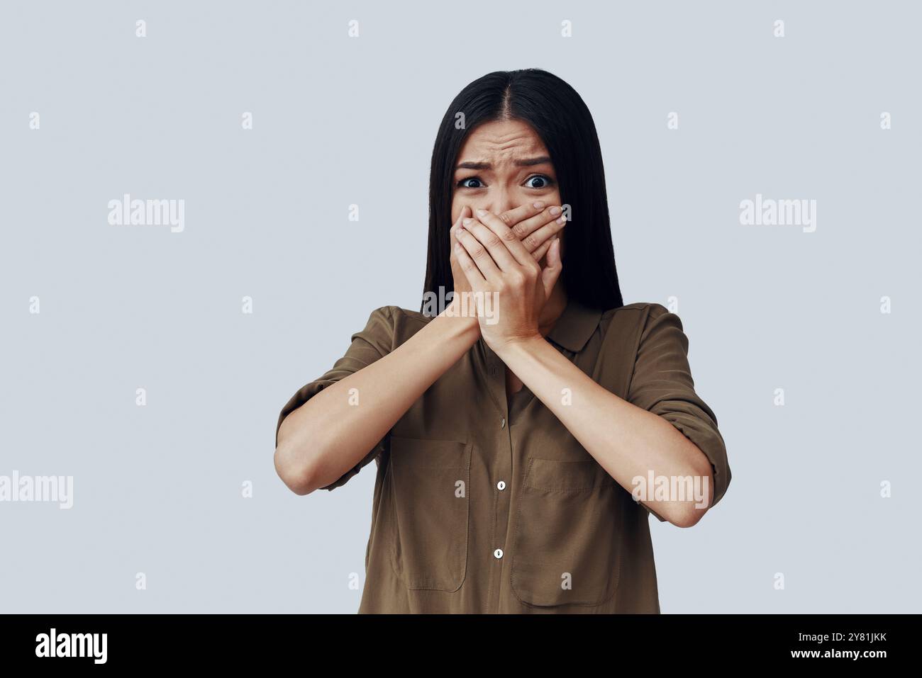 Oh no! scared young hi-res stock photography and images - Alamy