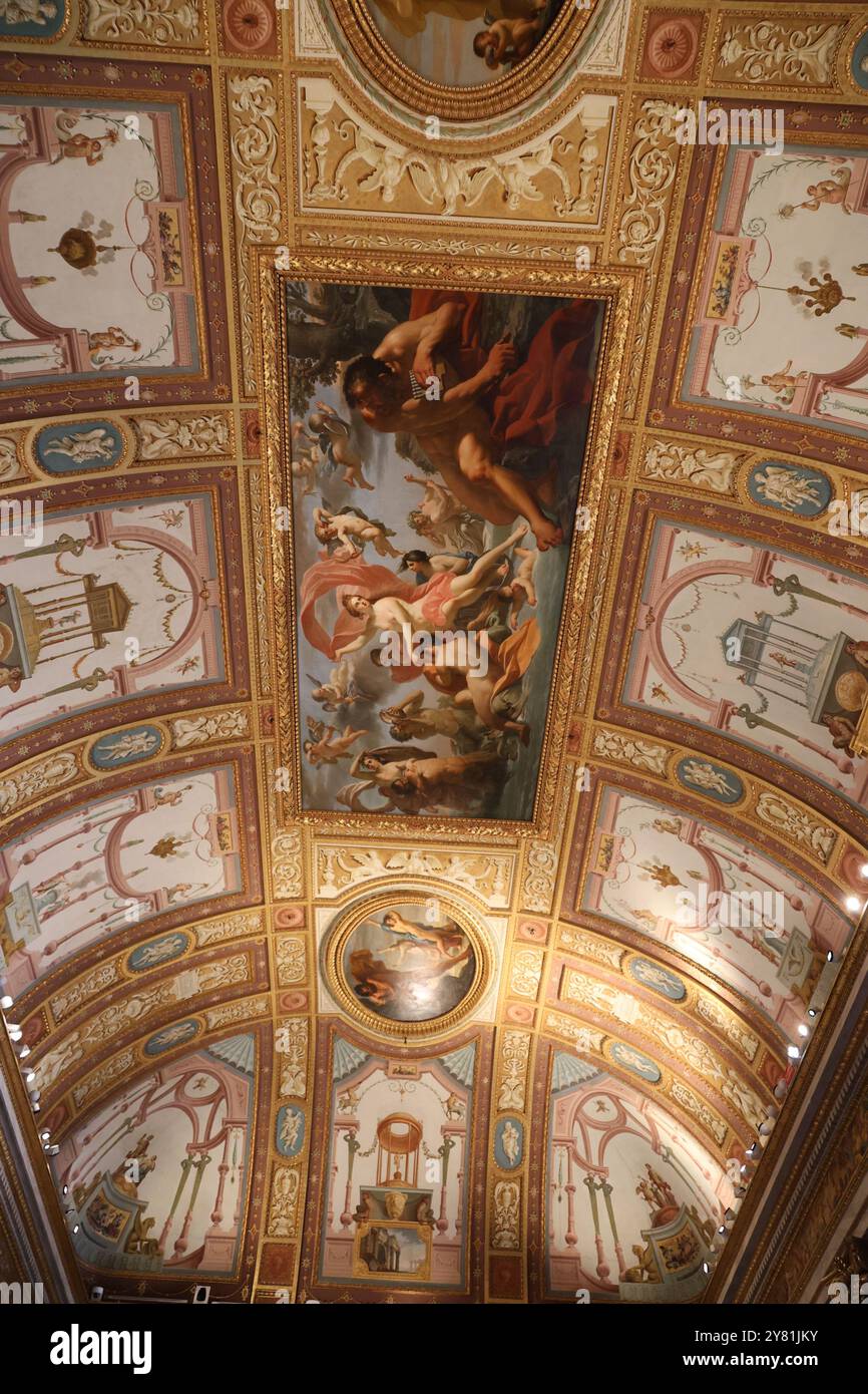 With renaissance painted ceiling hi-res stock photography and images ...