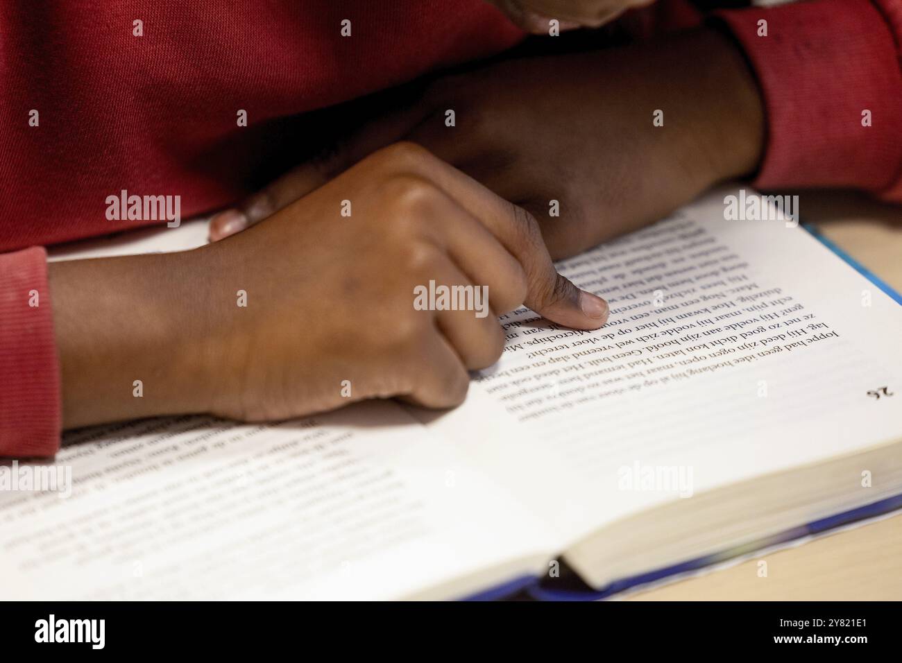 ROTTERDAM - Pupil of elementary school Het Open Venster in Rotterdam ...