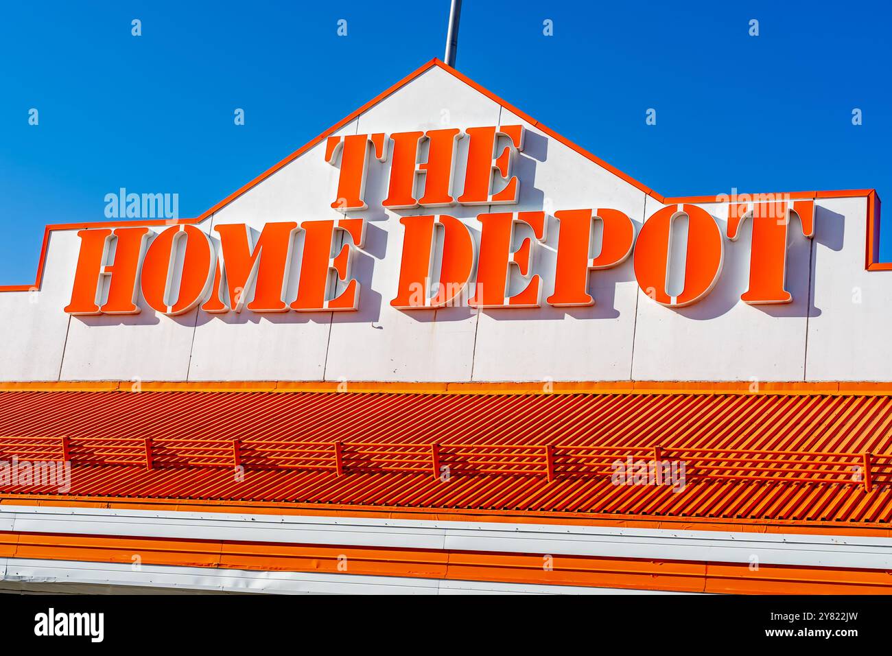 Home depot logo hi-res stock photography and images - Alamy
