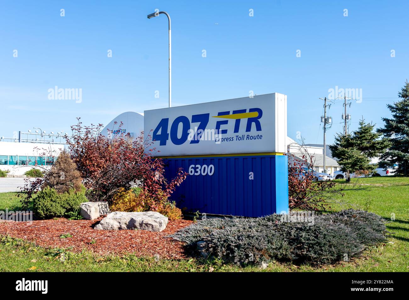 407 ETR sign is seen in Brampton, Ontario, Canada Stock Photo - Alamy