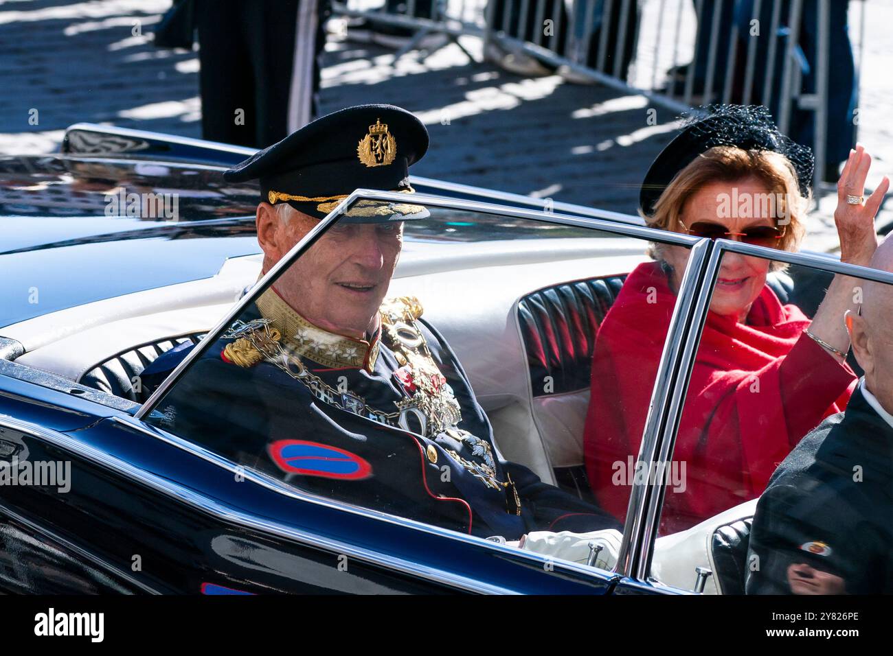 Oslo 20241002. The car with King Harald and Queen Sonja on the way back to the Palace up Karl ...