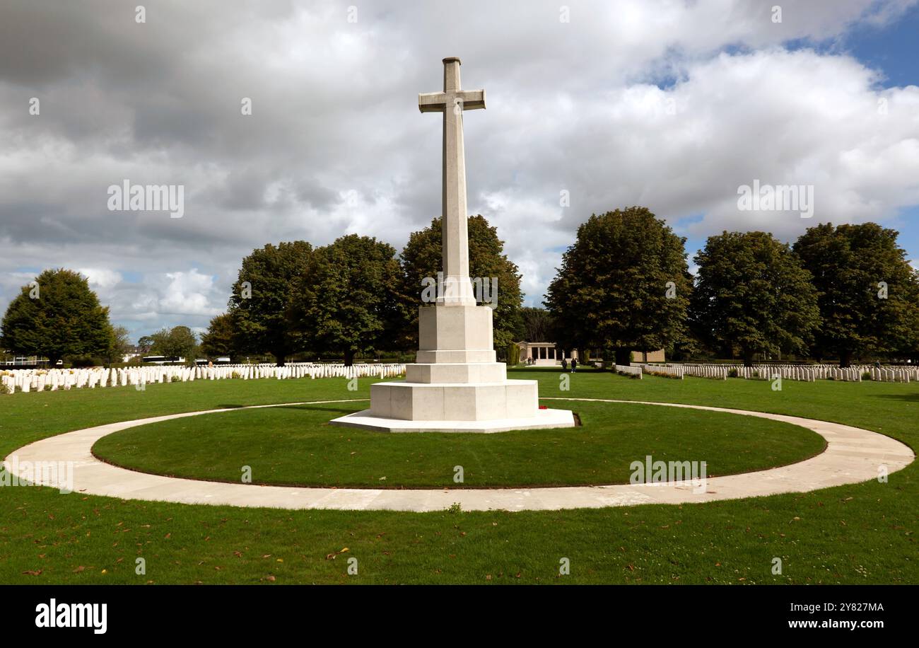The Cross of Sacrifice, at Bayeux War Cemetery on the Boulevard Fabian ...