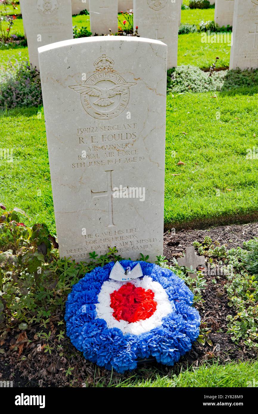 Wing and a prayer 1944 hi-res stock photography and images - Alamy