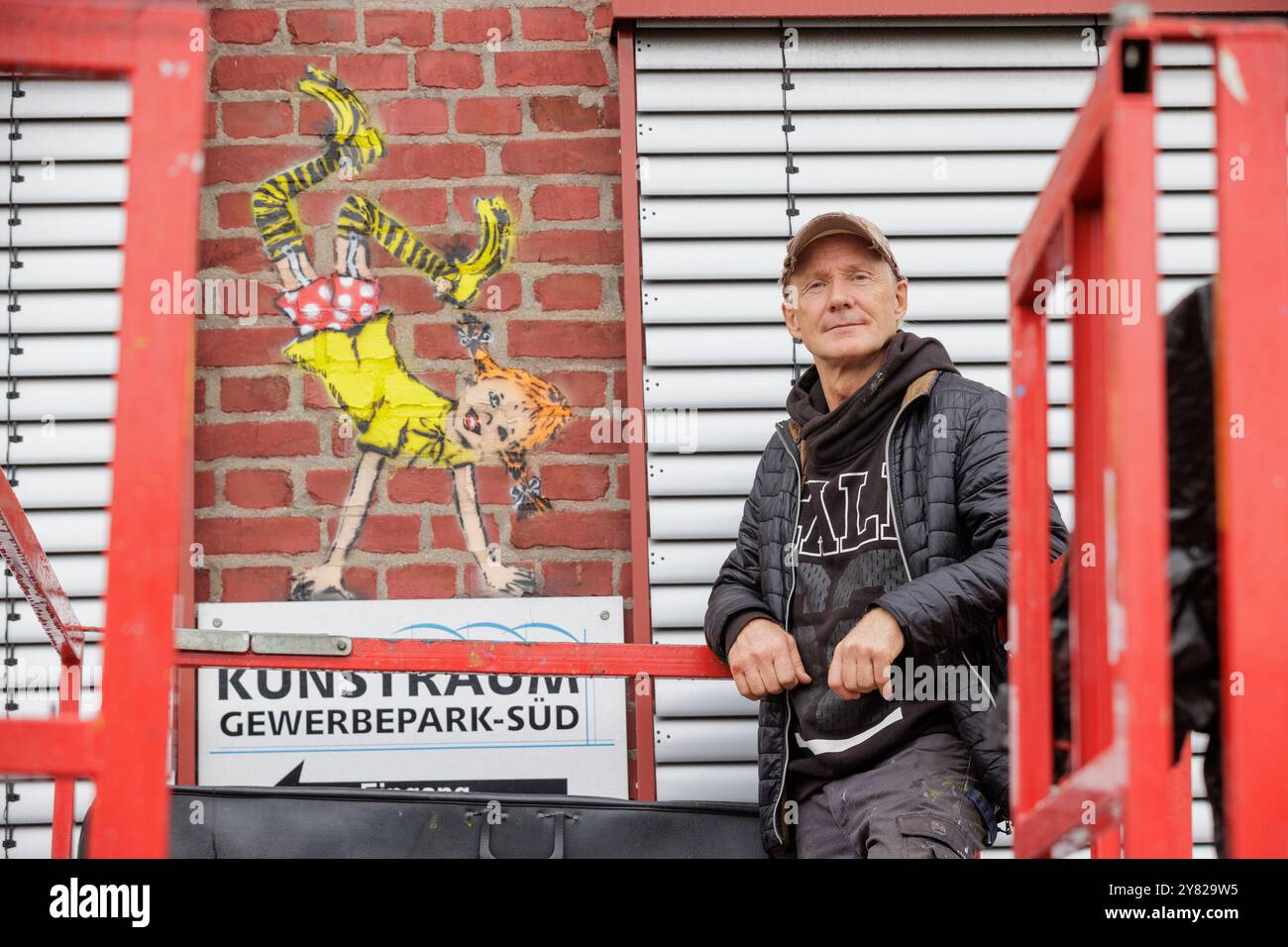 02.10.2024. Hilden/Rheinland. Bananensprayer, Aktionskünstler ...