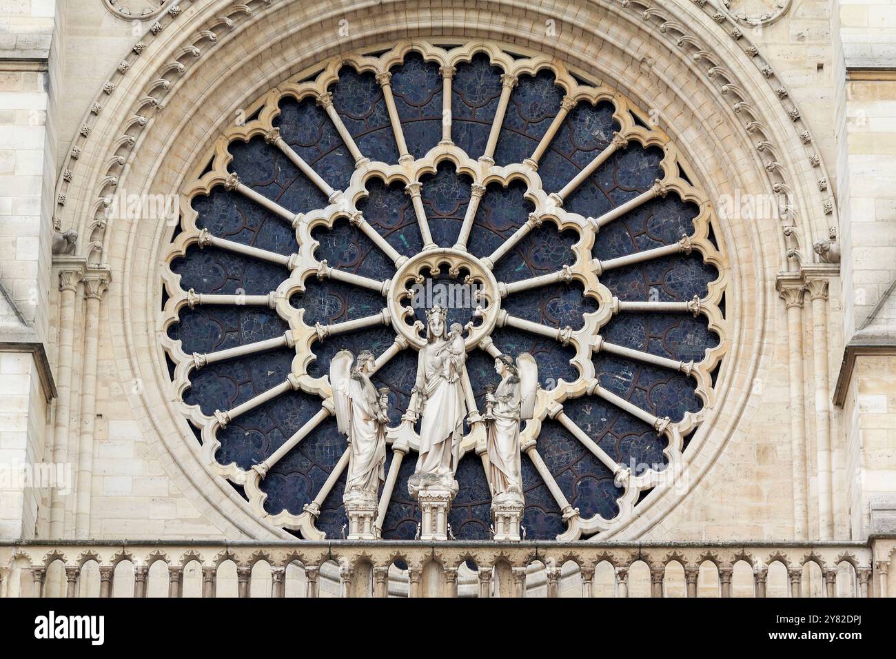 The rose-window of Notre-Dame de Paris is an important architectural ...