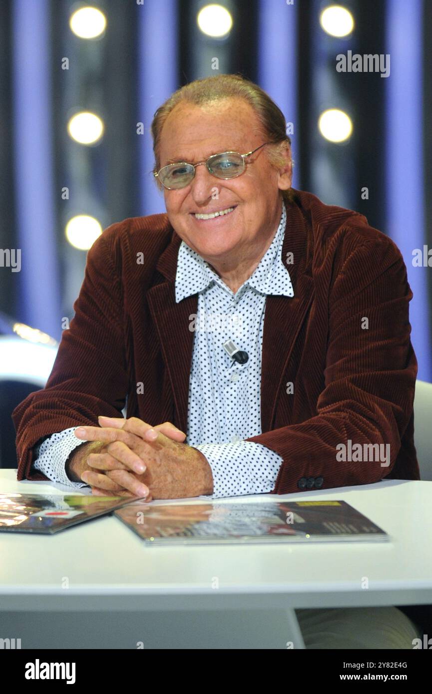 Renzo arbore photographs 2008 hi-res stock photography and images - Alamy