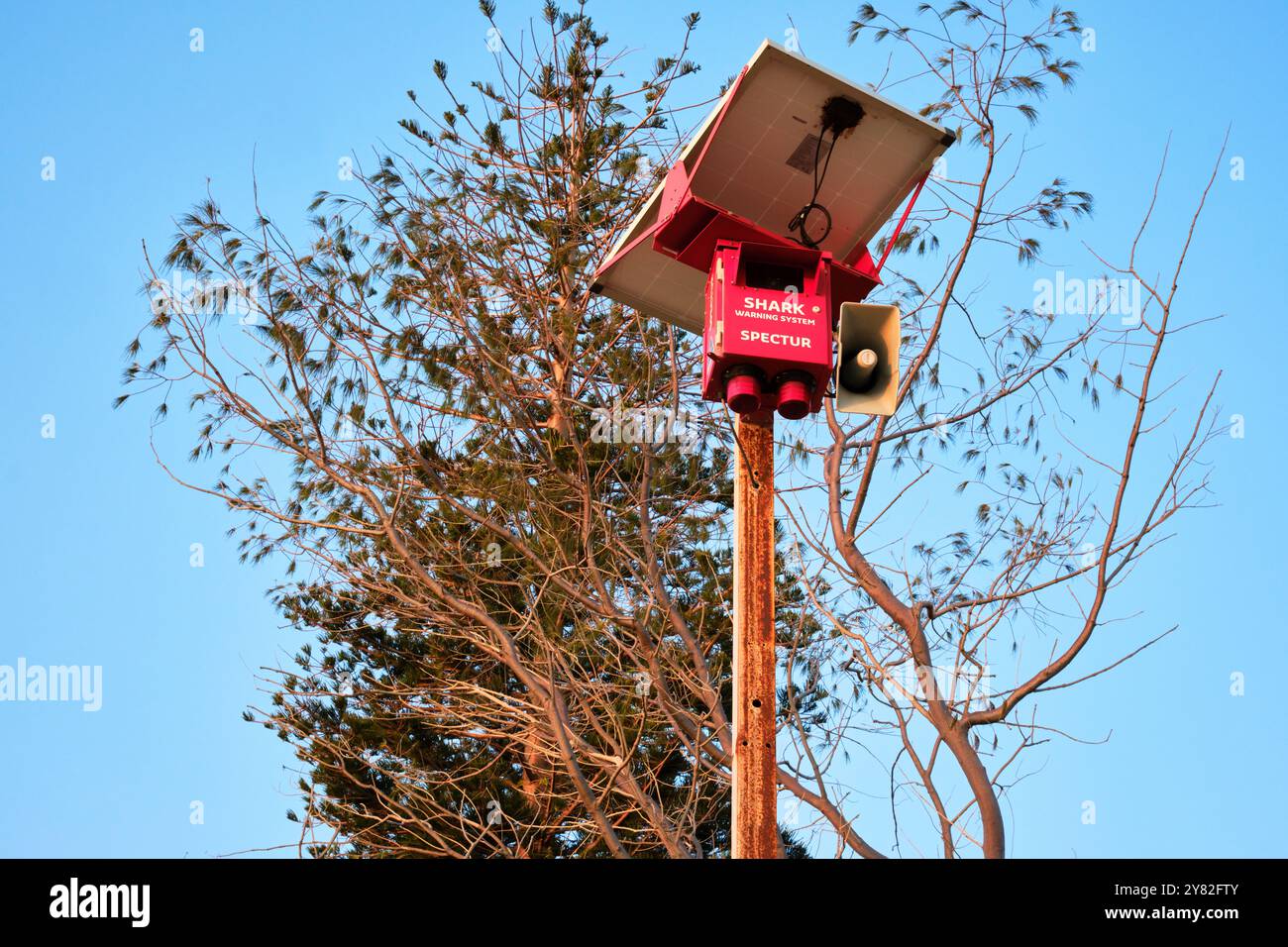 Lights and siren warning system hi-res stock photography and images - Alamy
