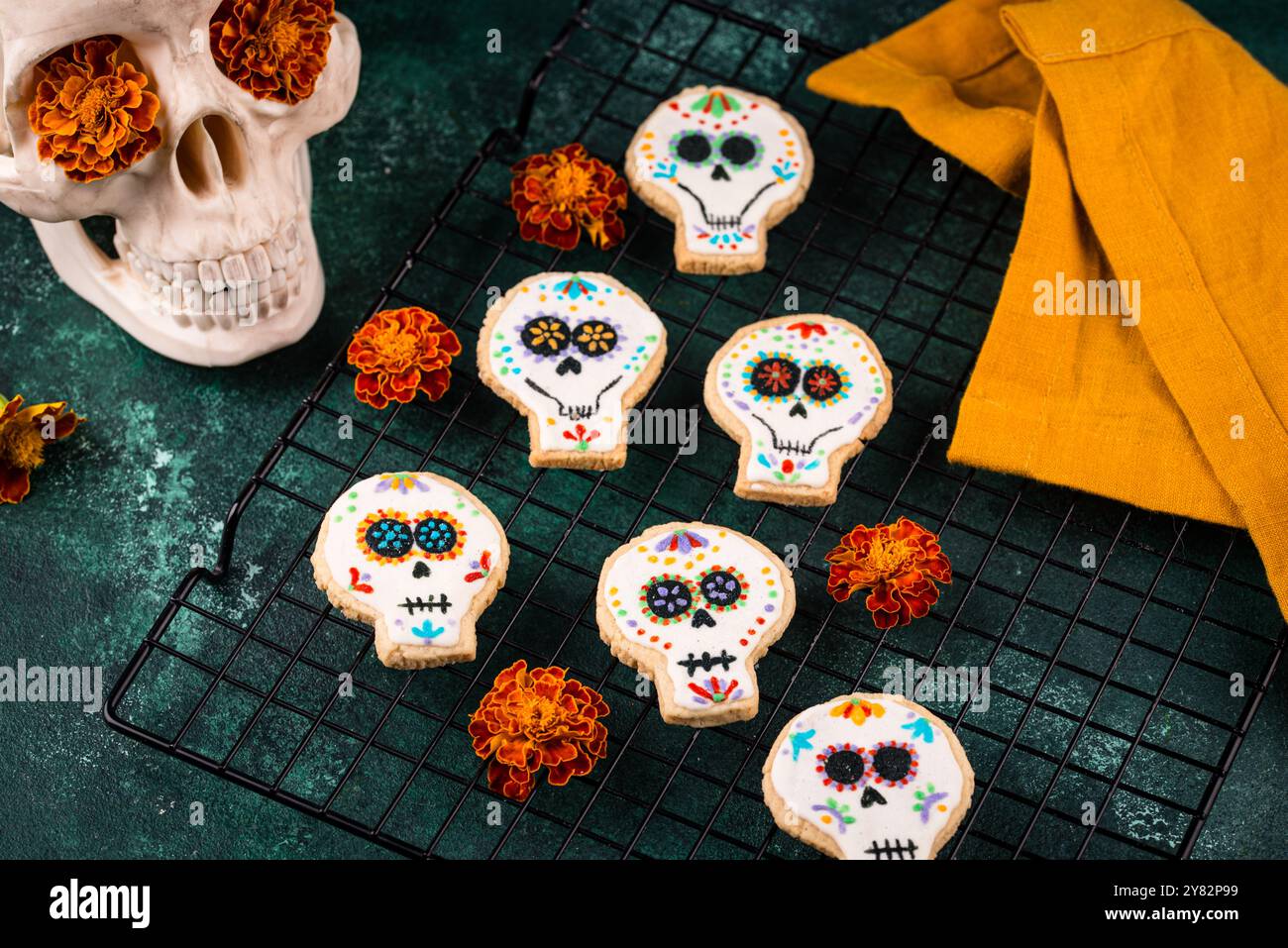 Mexican Halloween Dia de los Muertos Stock Photo - Alamy