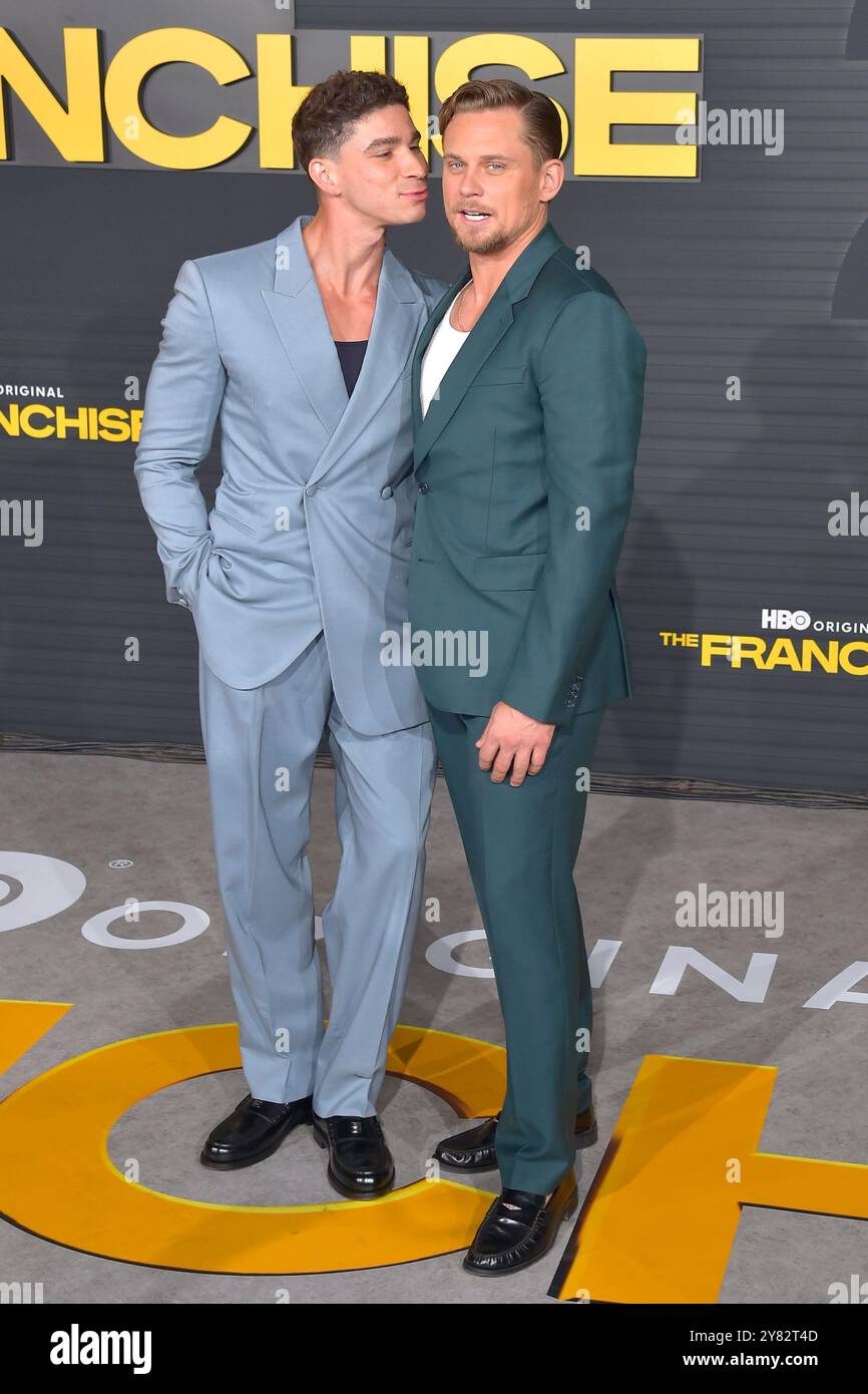 Isaac Powell und Billy Magnussen bei der Premiere der HBO Serie 'The ...
