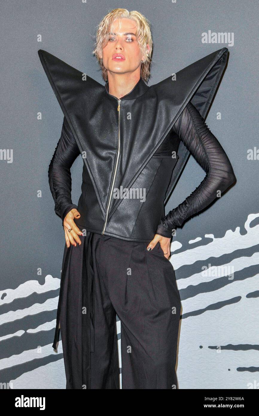 Paris, France. 30th Sep, 2024. Raphael Say attends the Shiatzy Chen ...