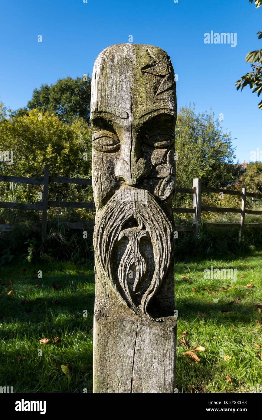 Green man carving hi-res stock photography and images - Alamy