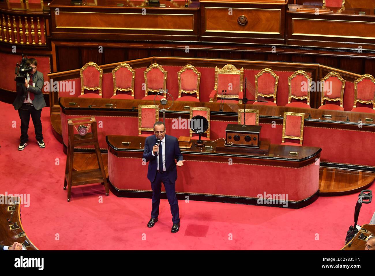 Rome: Senate Hall. 100 years of Radio in Italy. In the photo: Carlo ...
