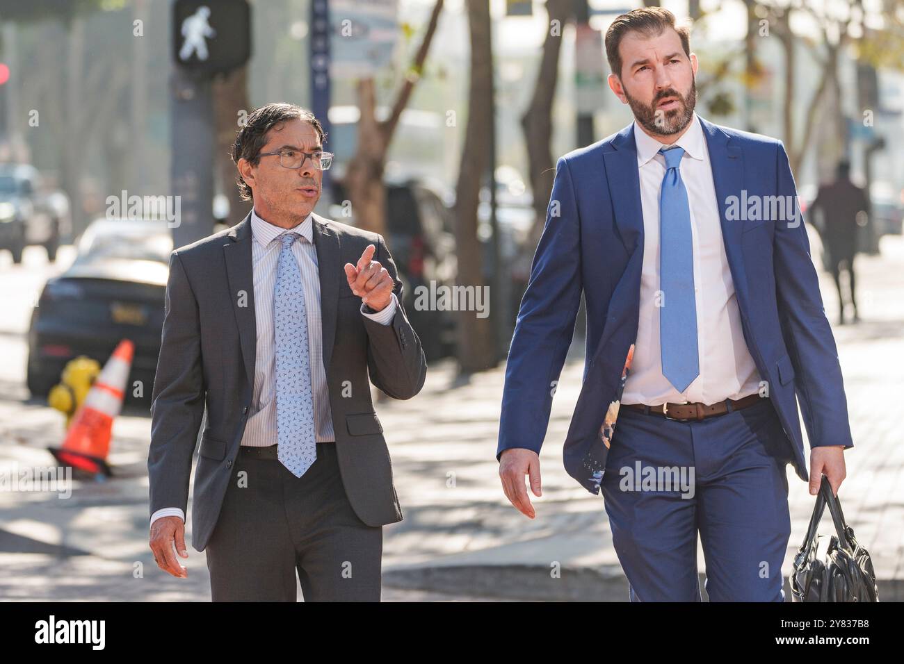 Dr. Mark Chavez, a physician from San Diego, left, who is charged in ...
