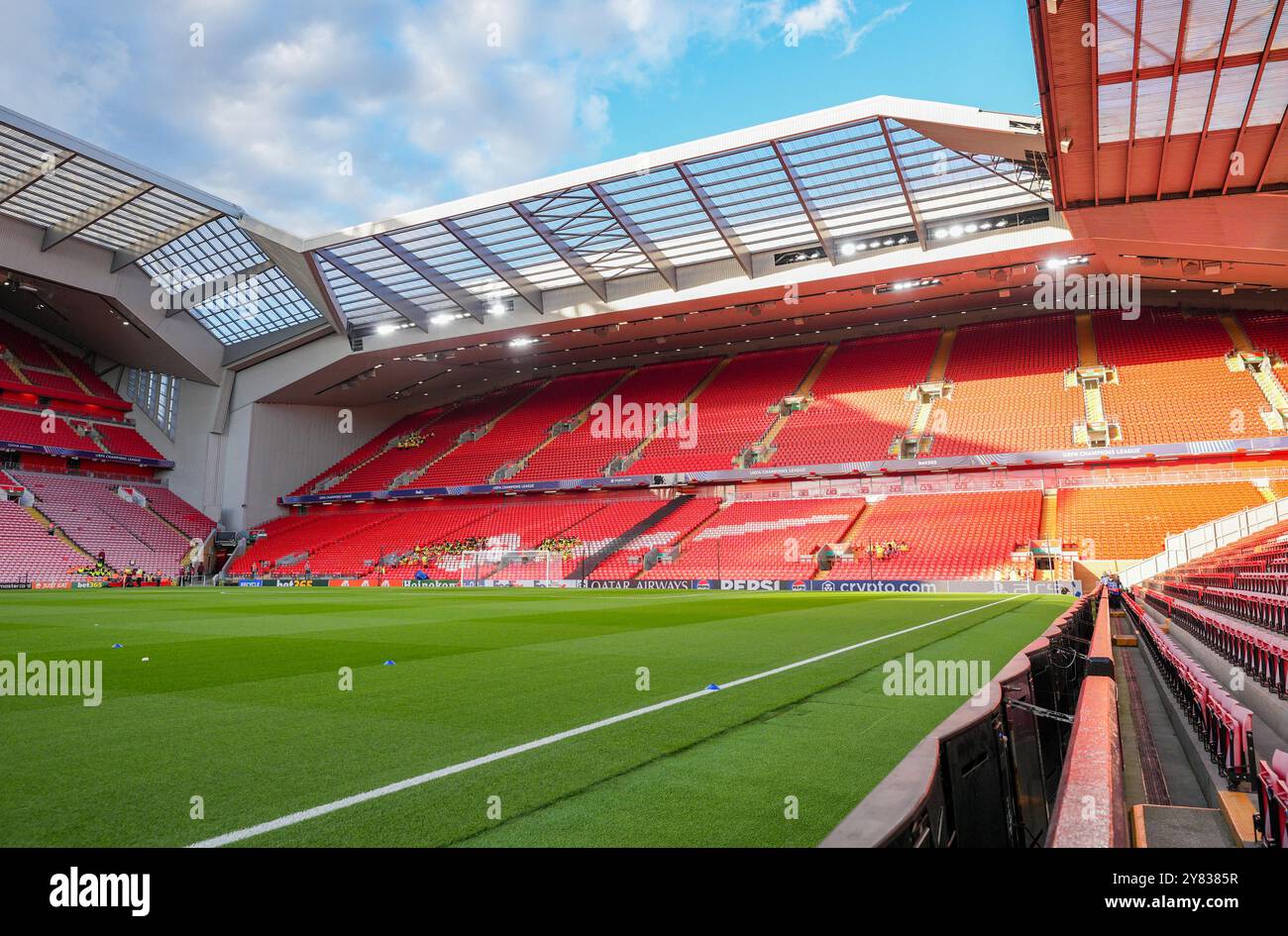 Inside anfield stadium hi-res stock photography and images - Alamy