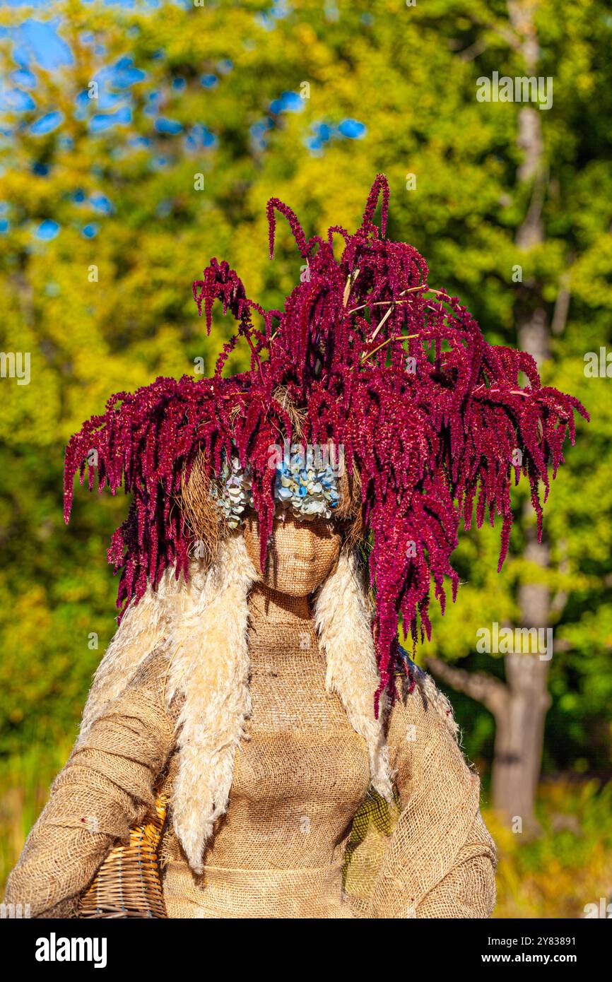 Sackcloth clothing hi-res stock photography and images - Alamy