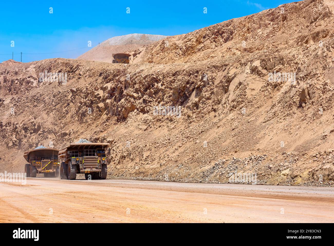 Production of dump trucks hi-res stock photography and images - Alamy