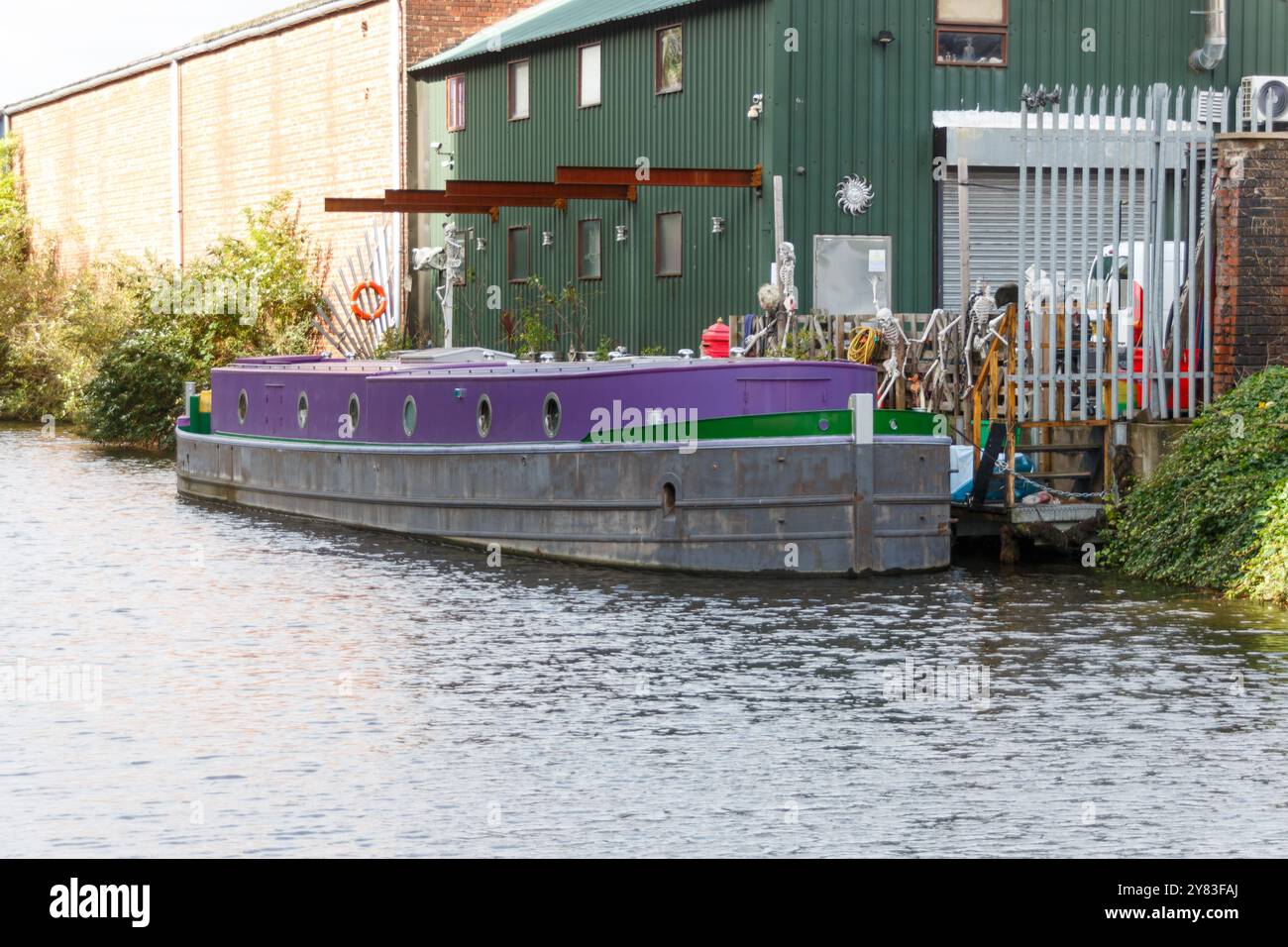 canal boat, Sheffield & Tinsley canal Stock Photo - Alamy