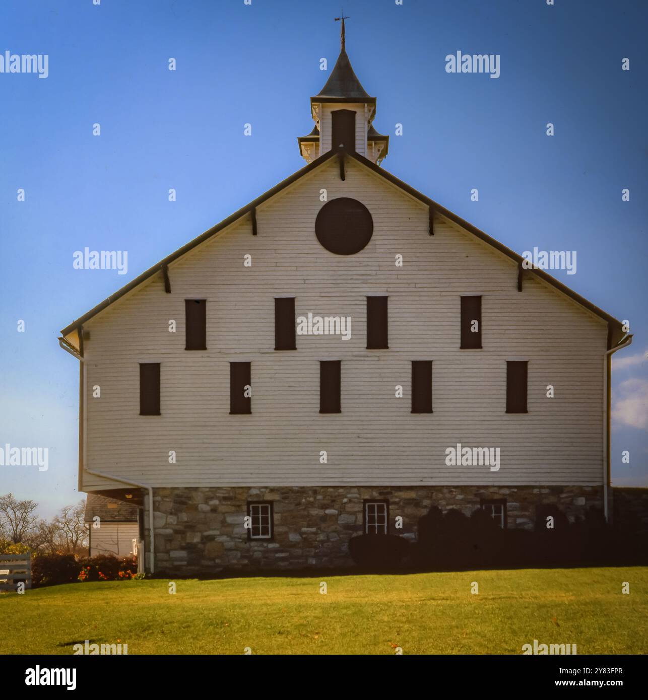 Louvered cupola hi-res stock photography and images - Alamy