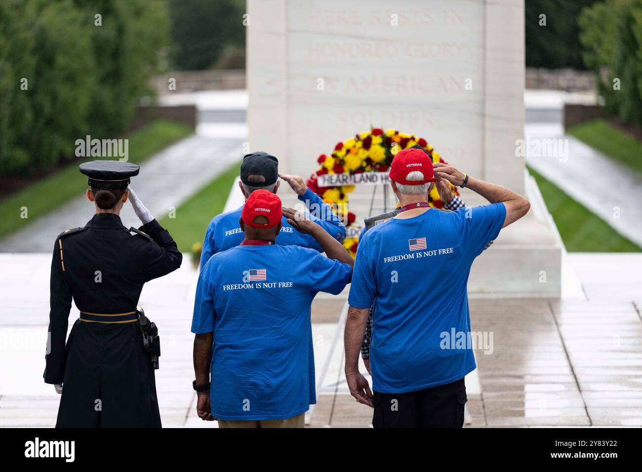 Arlington, Virginia, USA. 25th Sep, 2024. Medevac crew Dustoff veterans ...