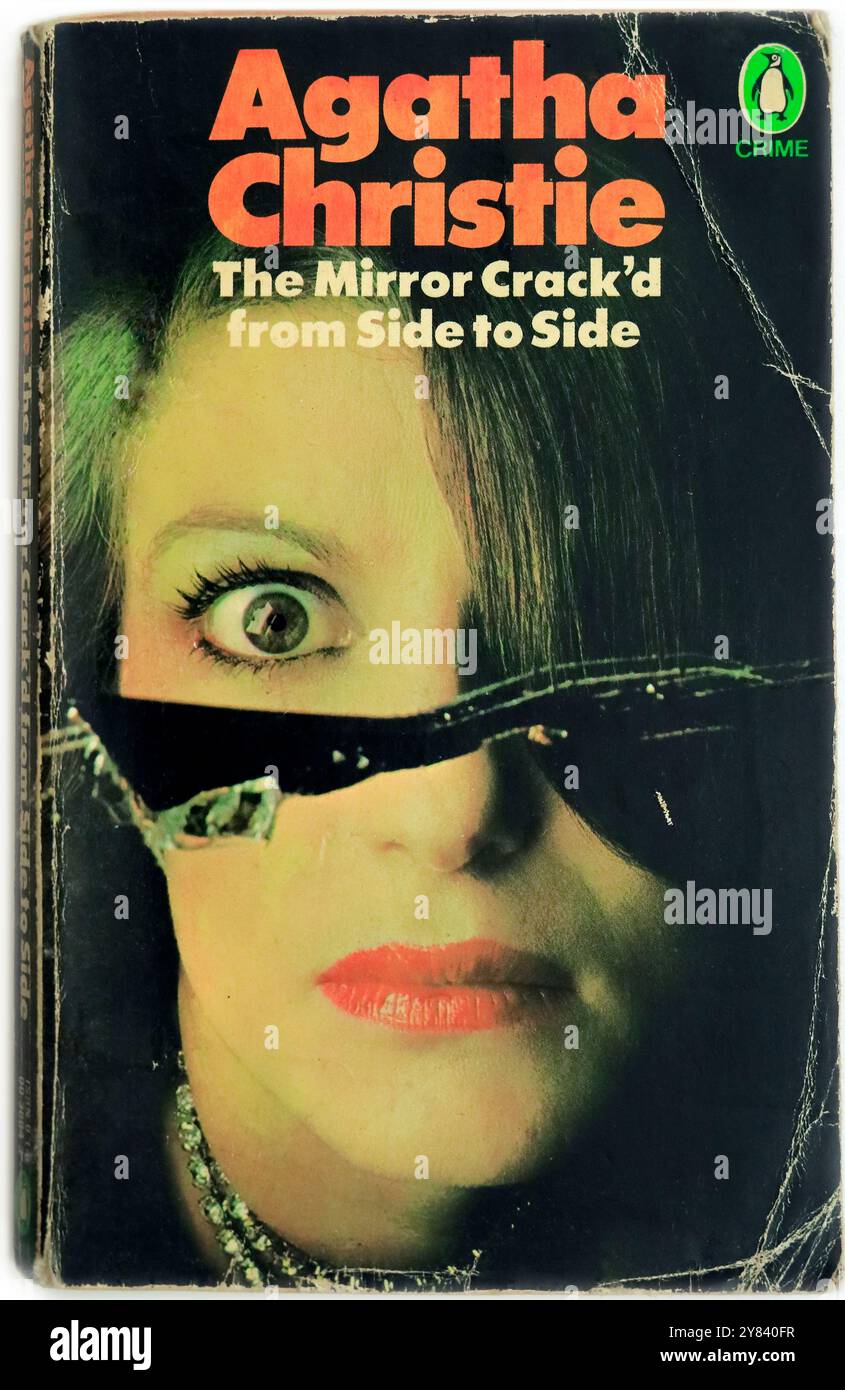 The mirror crack’d from side to side hi-res stock photography and ...