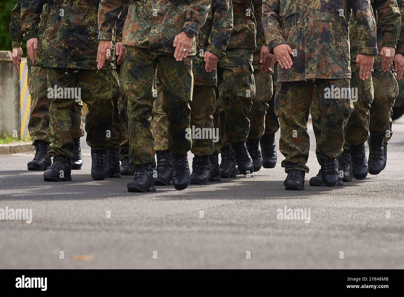 Bundeswehrmarsch hi-res stock photography and images - Alamy
