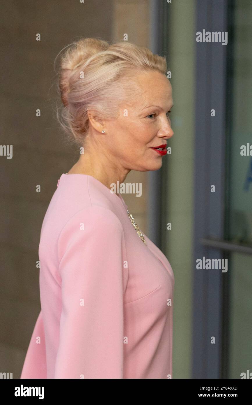 The last showgirl hi-res stock photography and images - Alamy