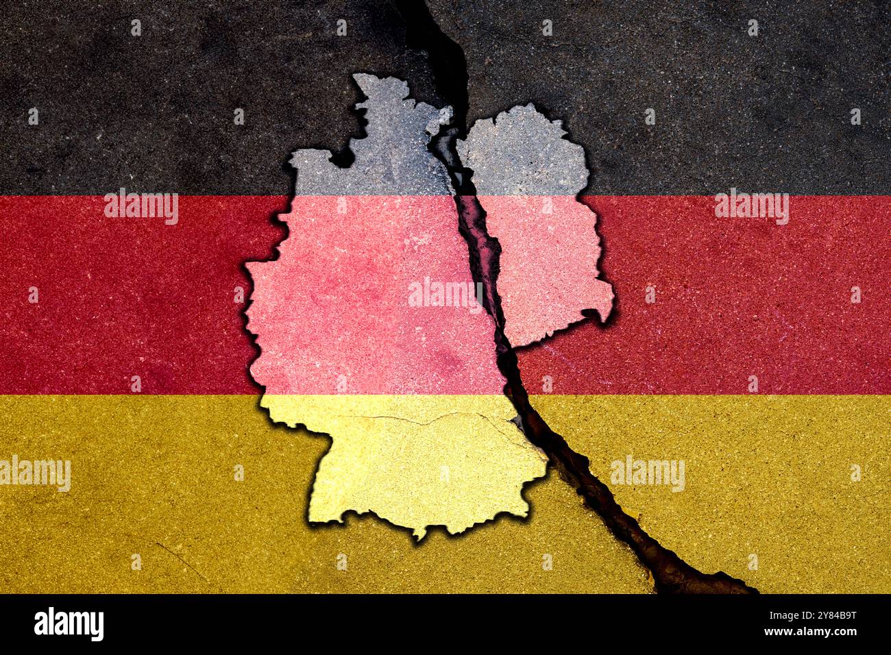 Map of former east and west germany hi-res stock photography and images ...