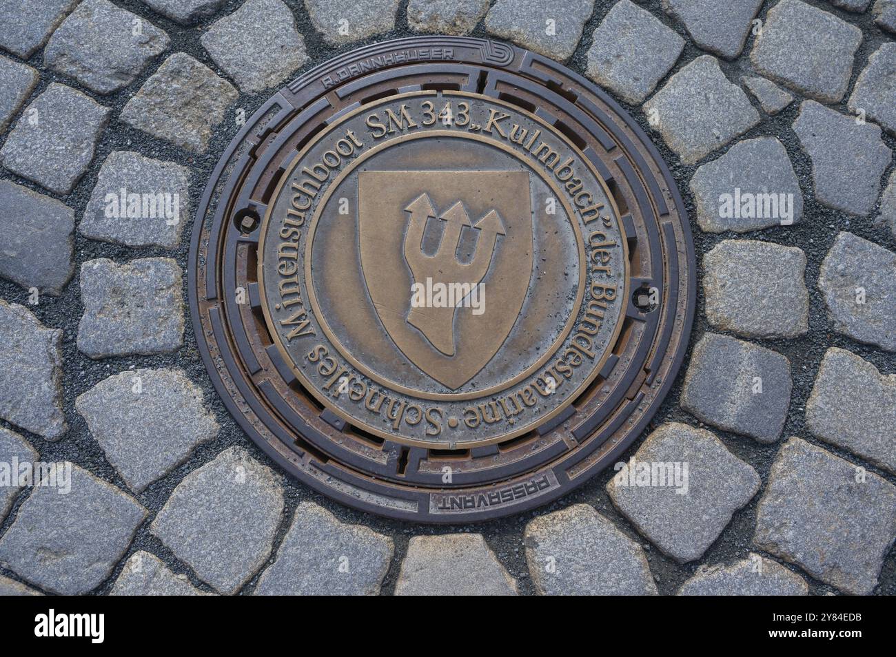 Municipal manhole cover with symbol of the navy, Kulmbach, Upper ...